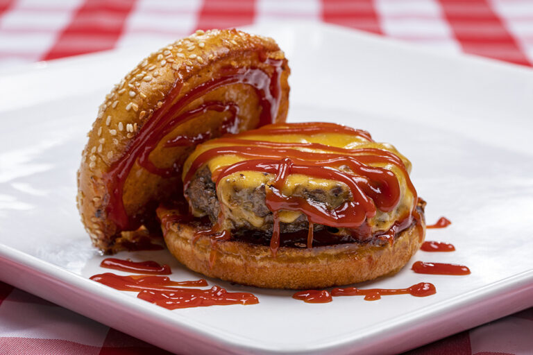 Gourmet Burgers In Huntington Beach